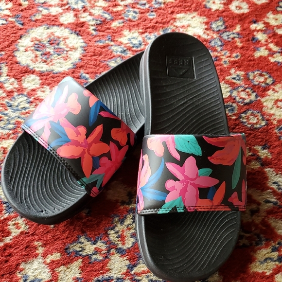 Reef | Shoes | Reef One Tropical Slide Sandals | Poshmark